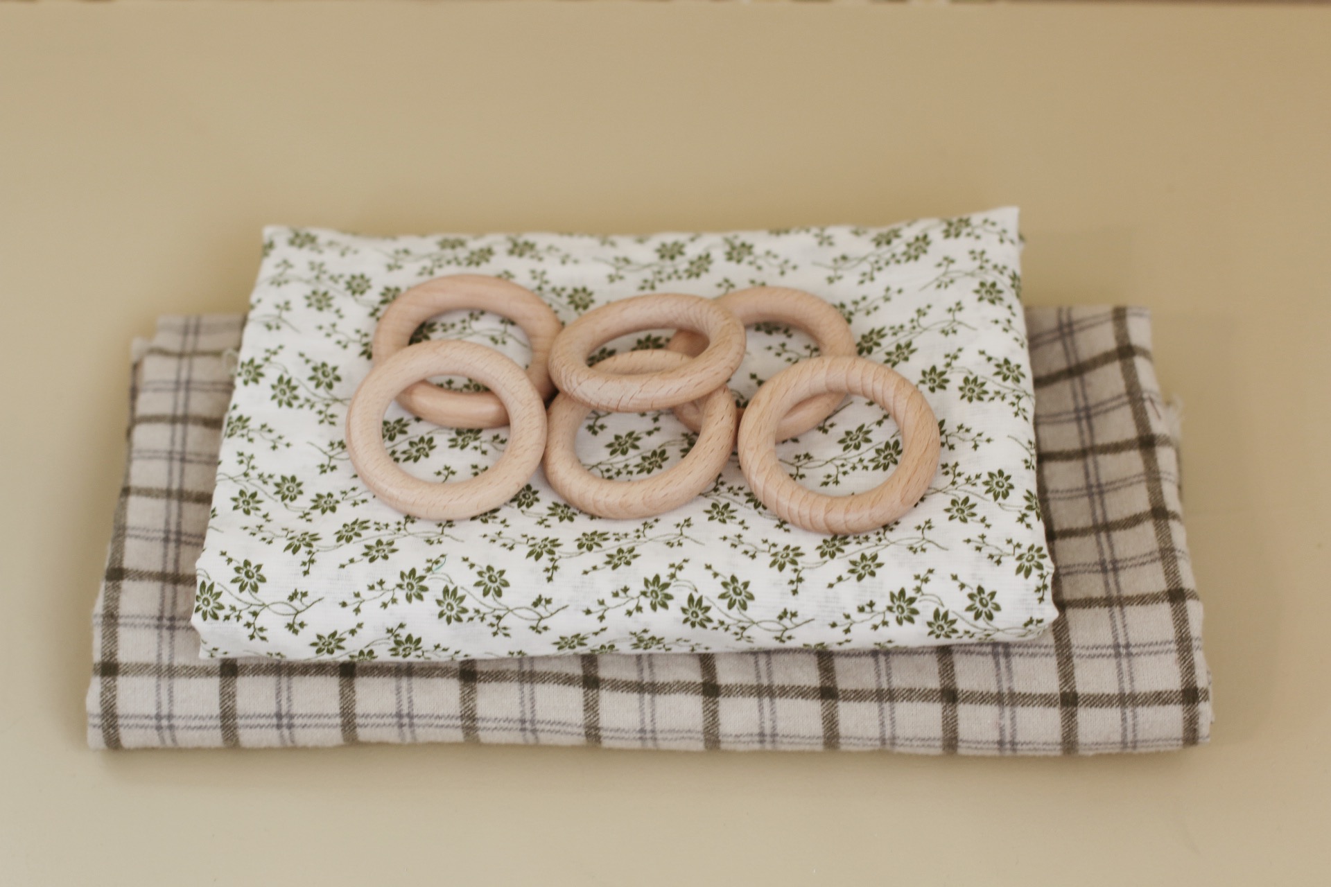 How to Make a Lovey Teether Baby Blanket | all things ordinaire